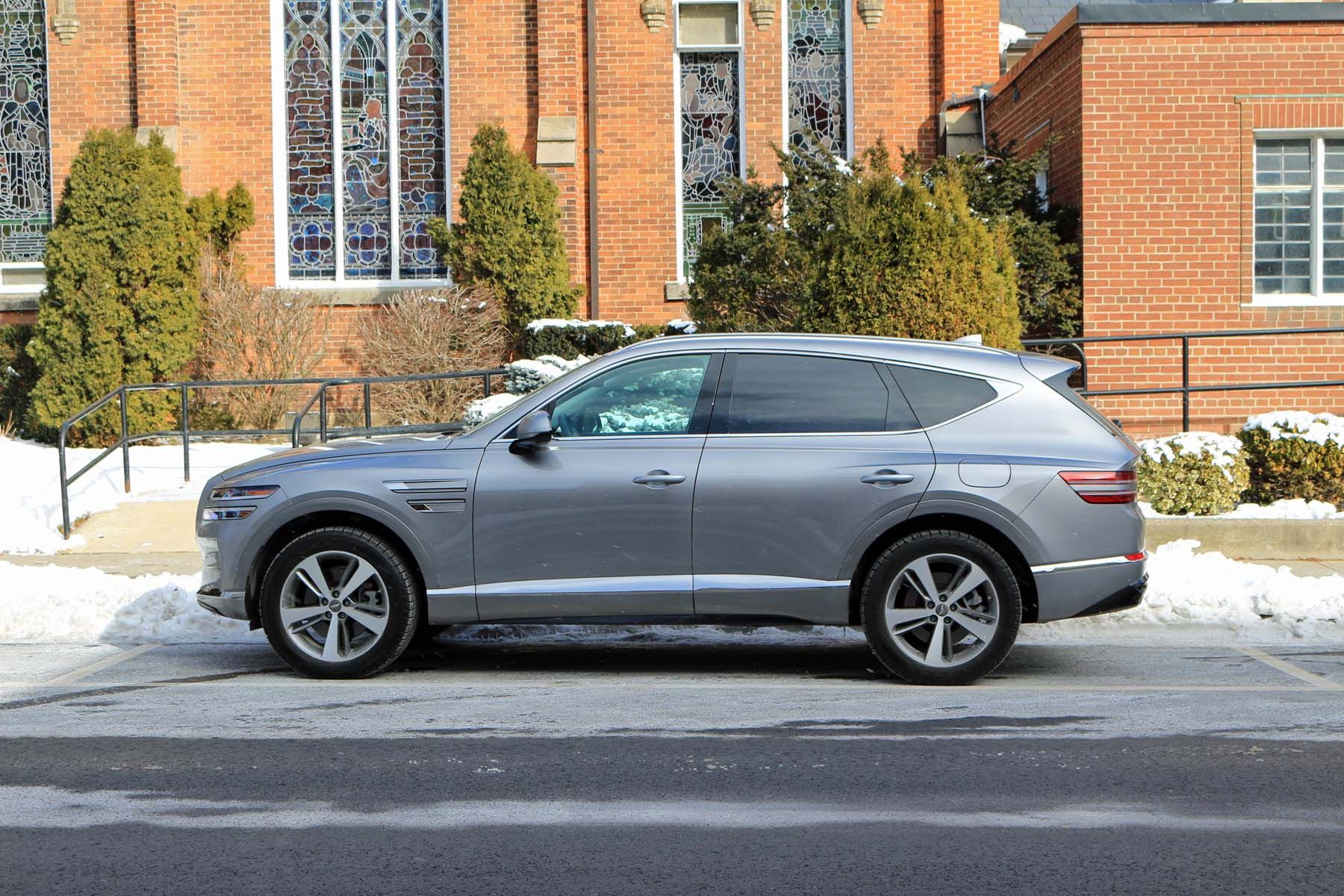 Commuter Review: Genesis GV80 | Driving