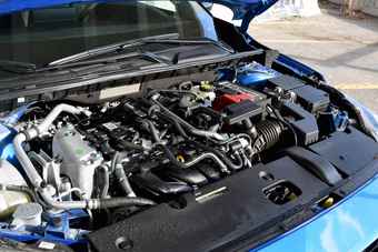 Car Review: 2021 Nissan Sentra SR | Driving