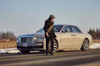 First Drive: 2021 Rolls-Royce Ghost | Driving