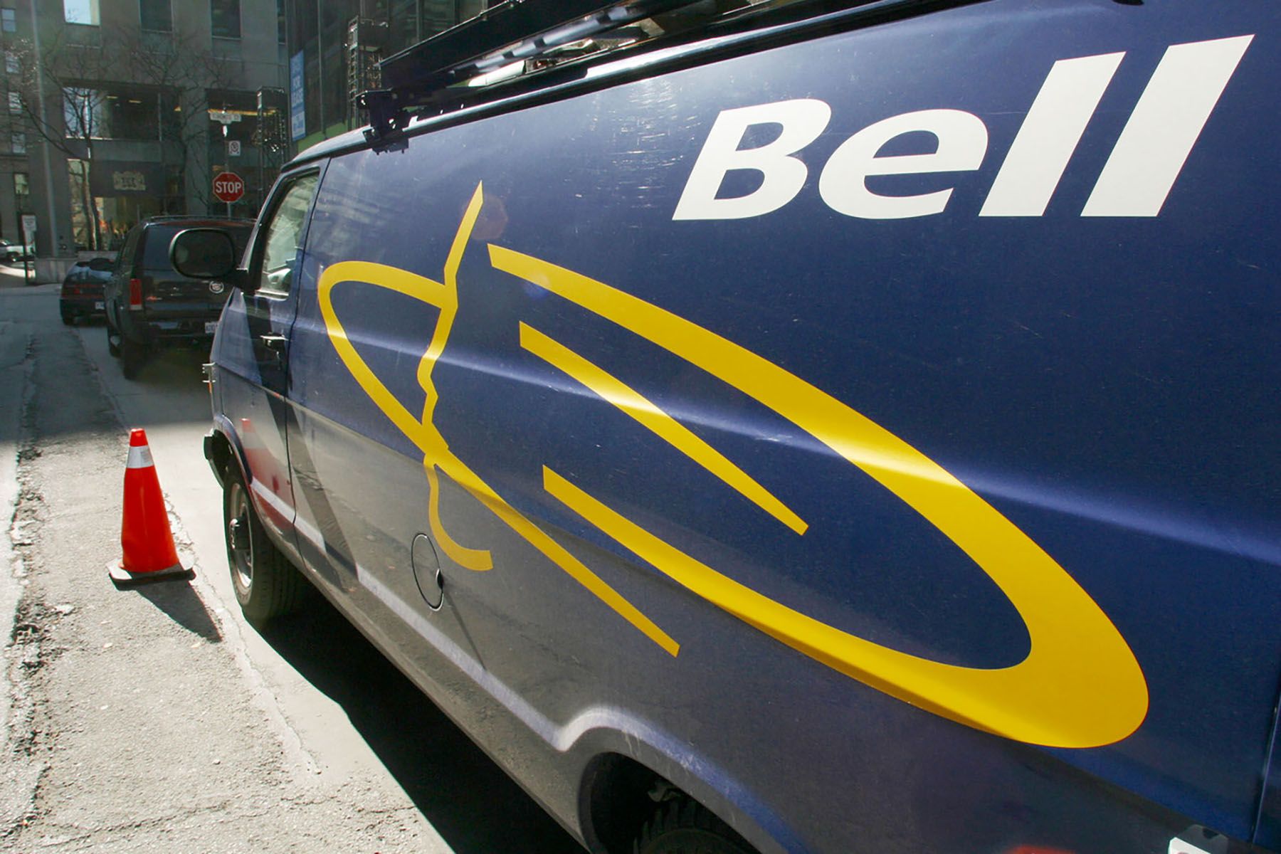 Ontario man fights Bell for compensation after contractor damages car ...