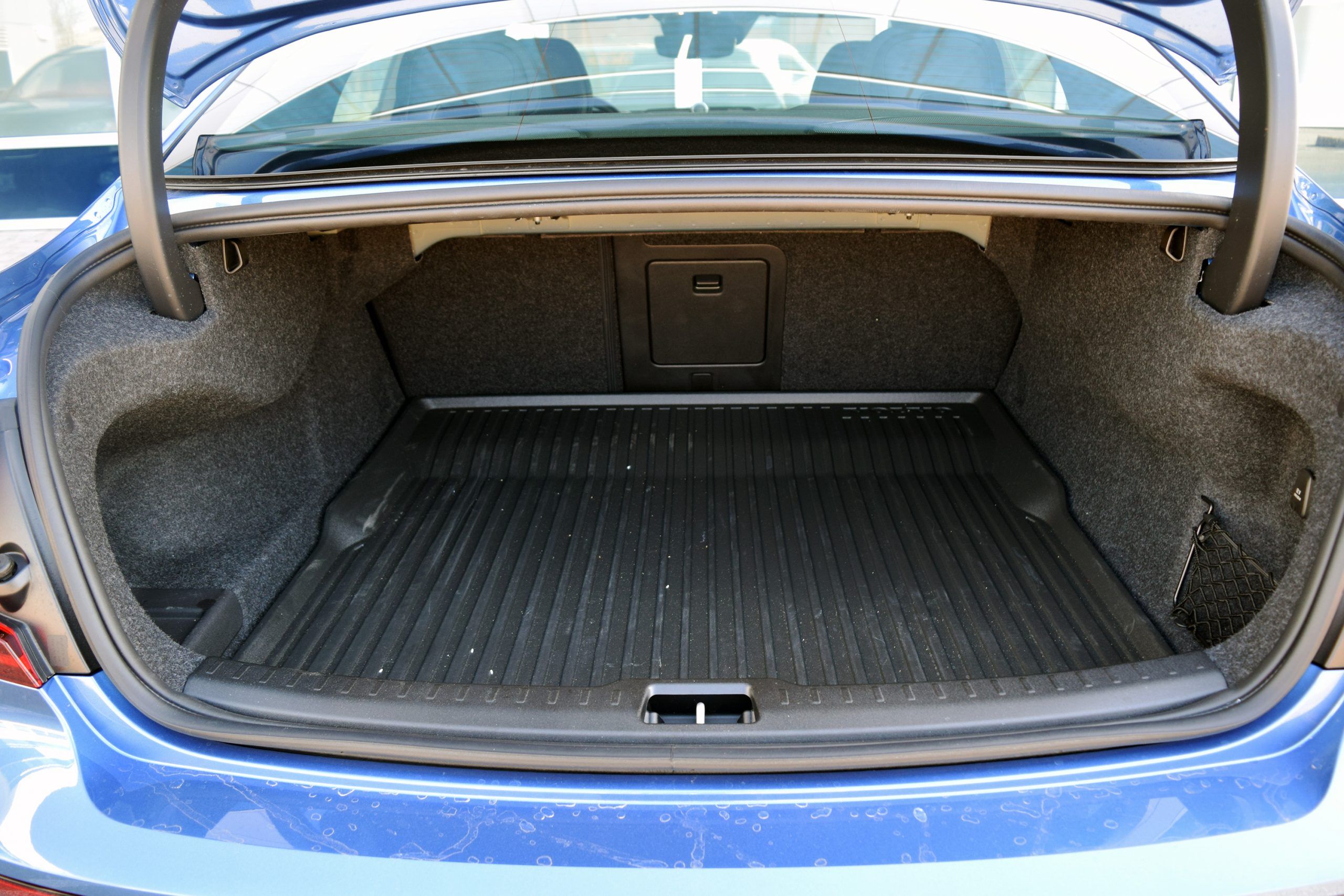 Car Review: 2021 Volvo S60 T5 R-Design | Driving