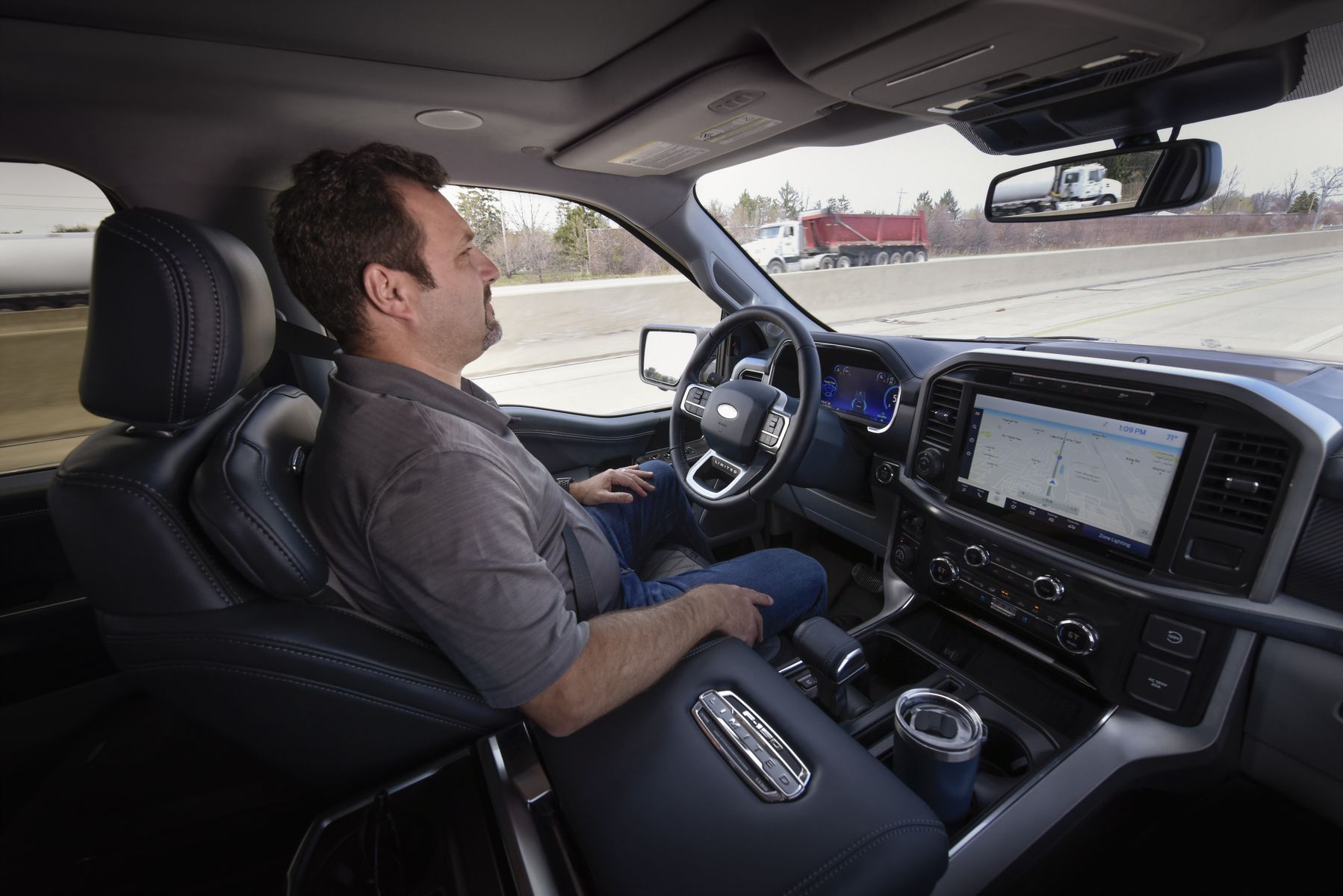Ford creates unit to develop autonomous vehicles, new tech | Driving