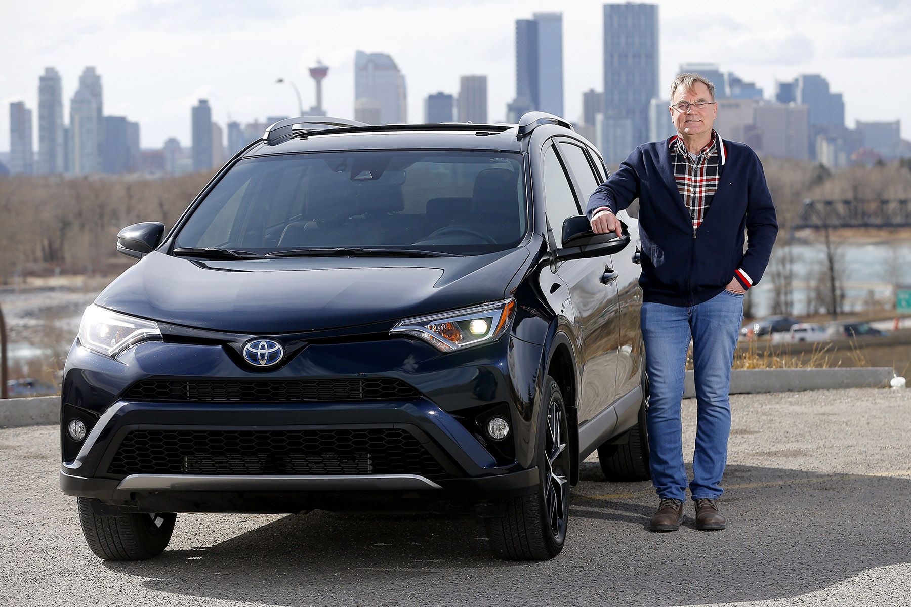 Owner Review: 2018 Toyota RAV4 Hybrid SE | Driving
