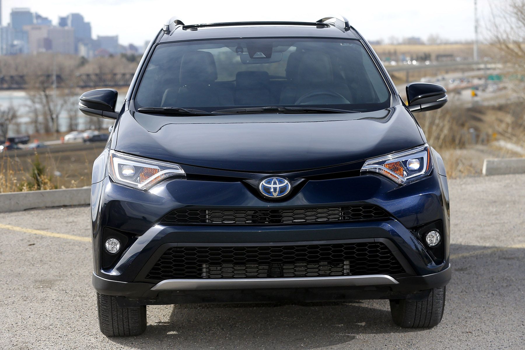 Owner Review: 2018 Toyota RAV4 Hybrid SE | Driving