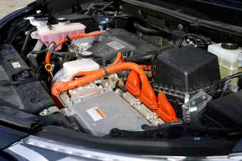 Owner Review: 2018 Toyota RAV4 Hybrid SE | Driving