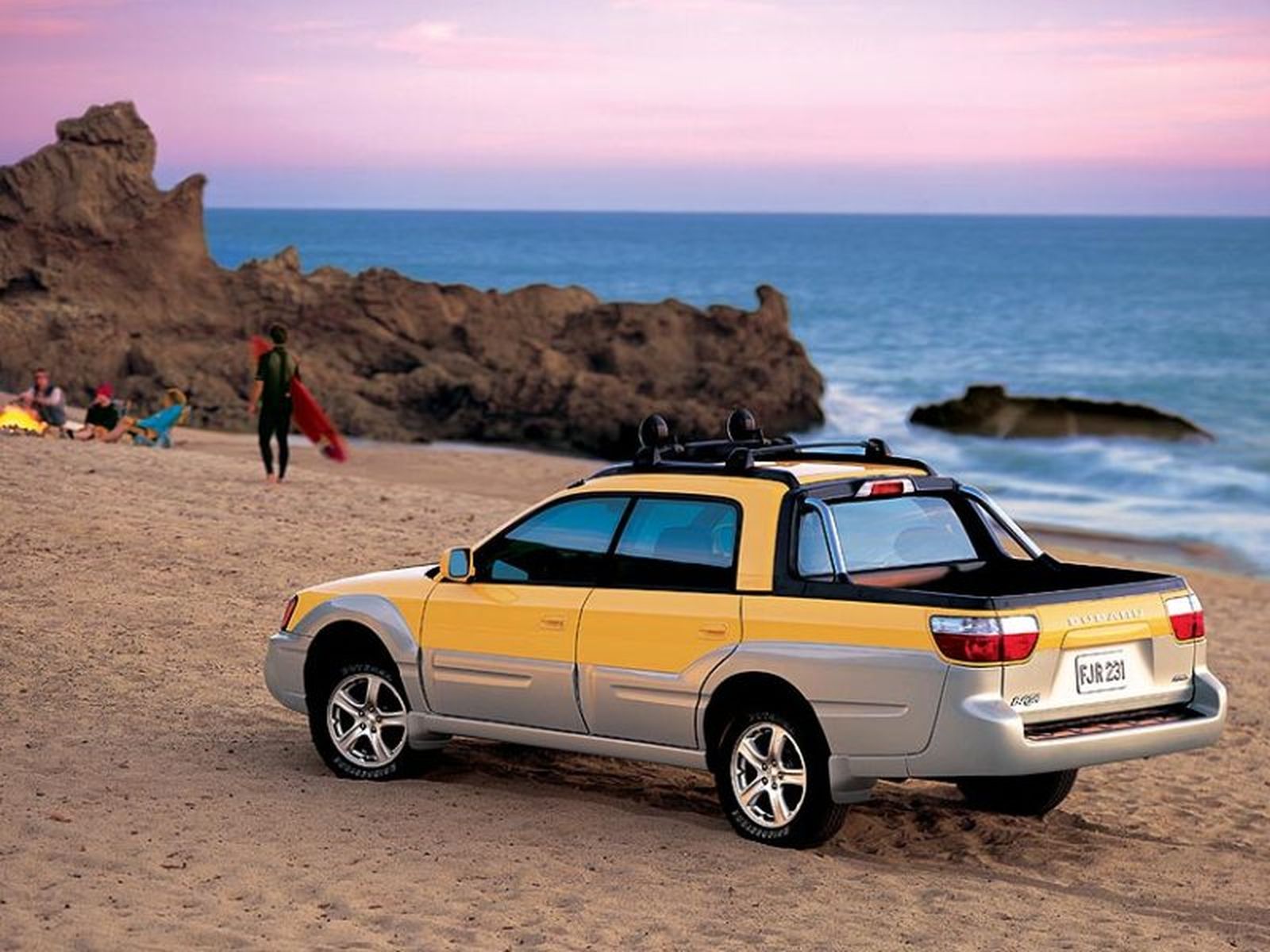 Hyundai's Santa Cruz is the latest in a long line of car-truck mash-ups ...