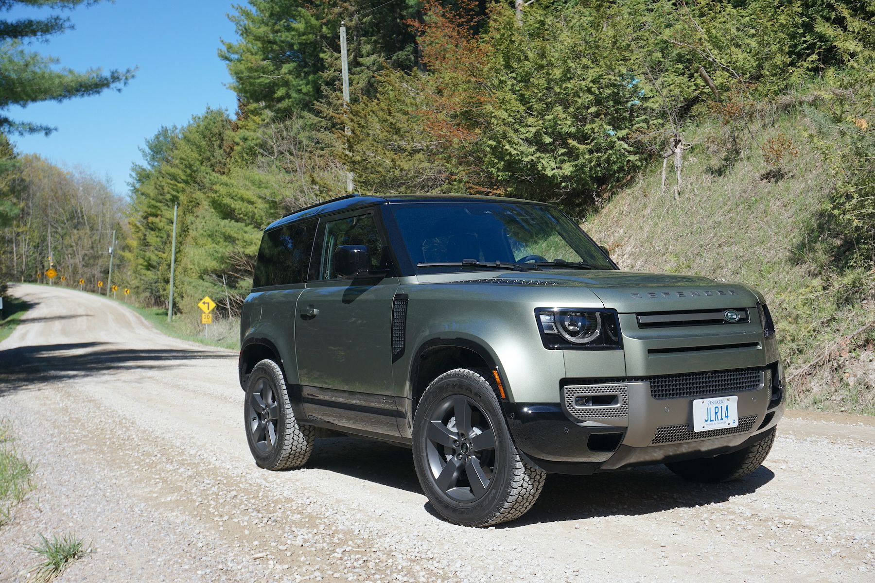 SUV Review: 2021 Land Rover Defender 90 P400 X-Dynamic | Driving