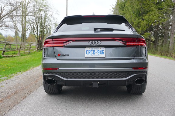 SUV Comparison: 2021 Audi RS Q8 vs BMW X6M Competition | Driving