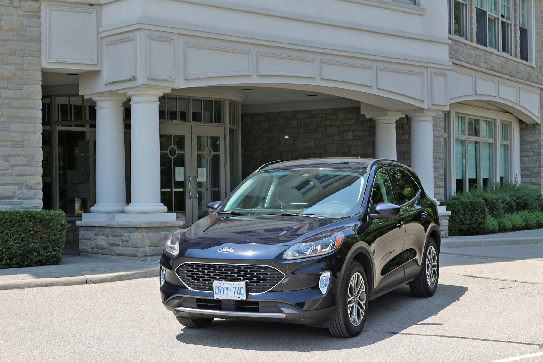 SUV Review: 2021 Ford Escape SEL Hybrid | Driving