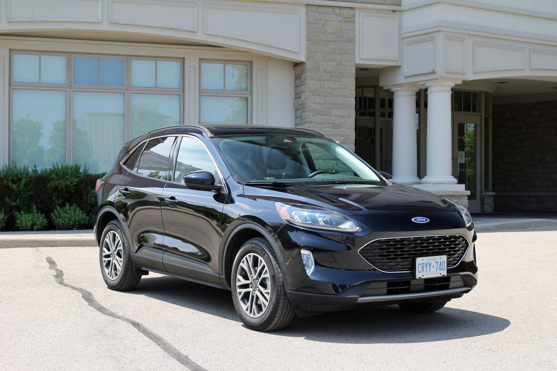 SUV Review: 2021 Ford Escape SEL Hybrid | Driving