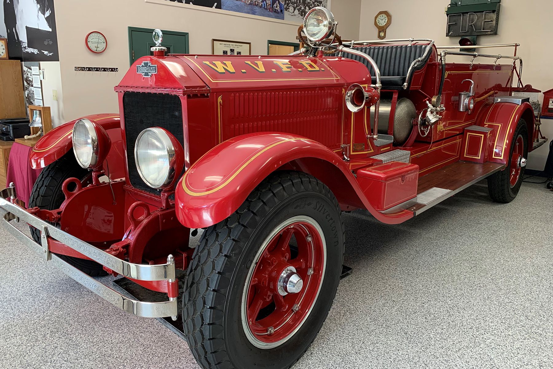 Old Fire Engine Number 31 comes home to West Vancouver | Driving
