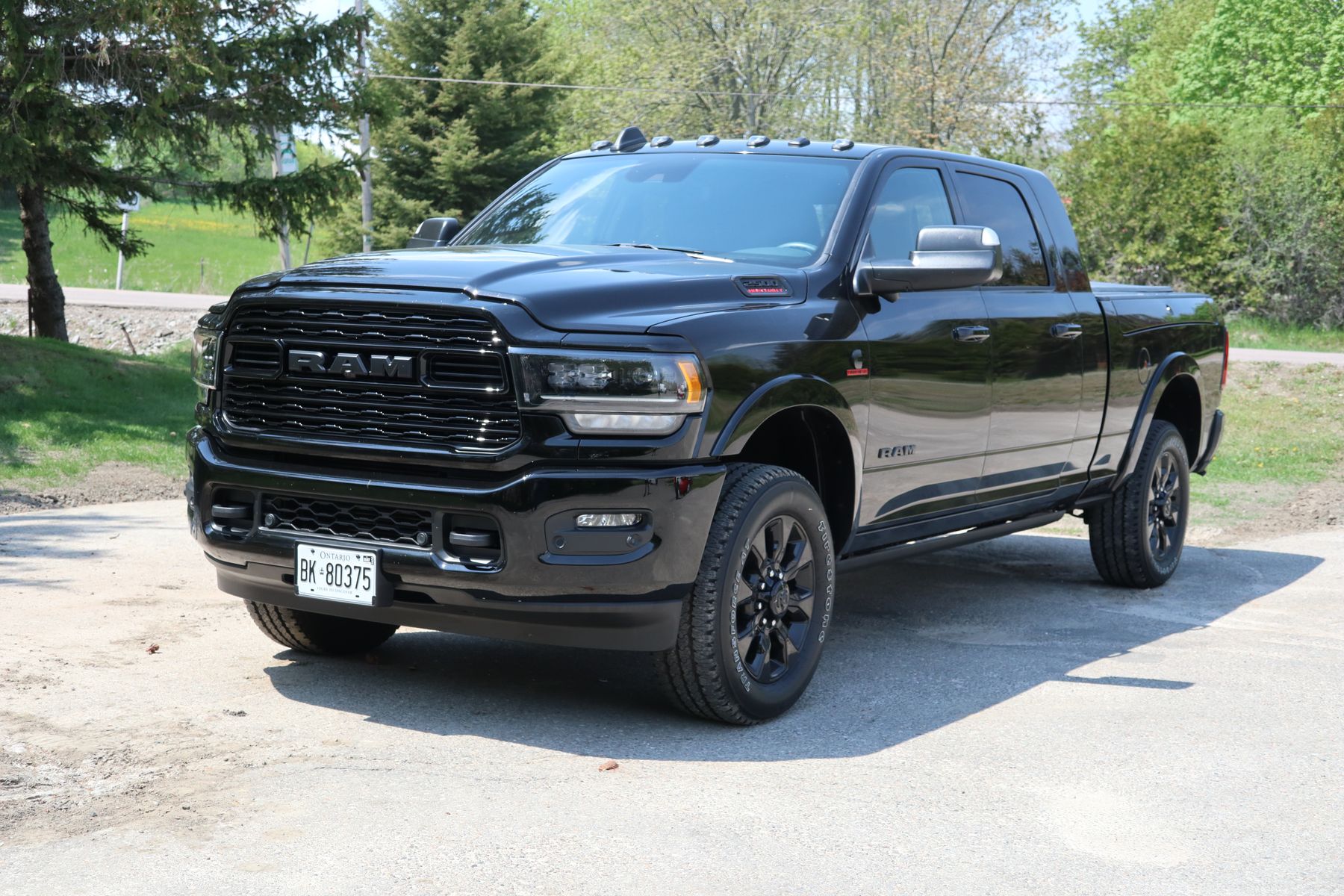 Pickup Review: 2021 Ram 2500 Mega Cab Limited 4x4 Night Edition | Driving