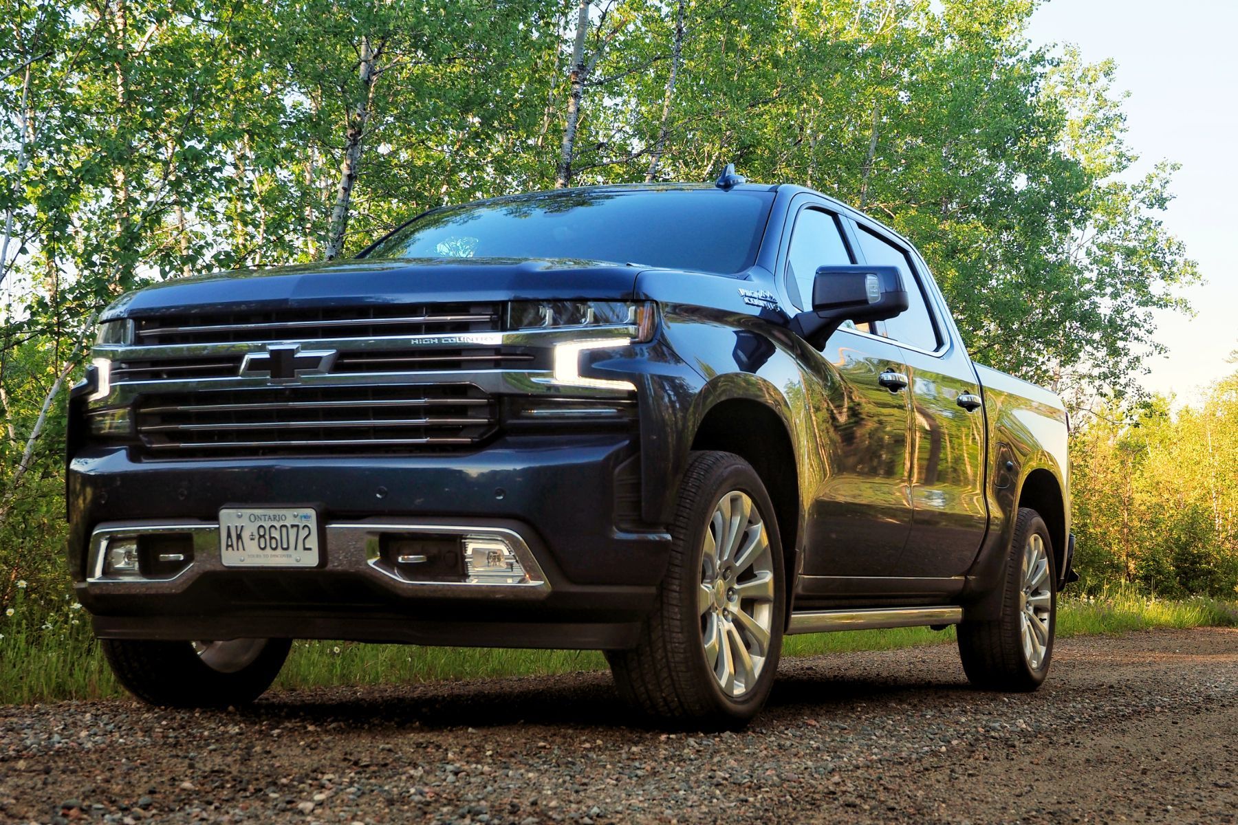 Pickup Review: Chevrolet Silverado High Country Diesel | Driving