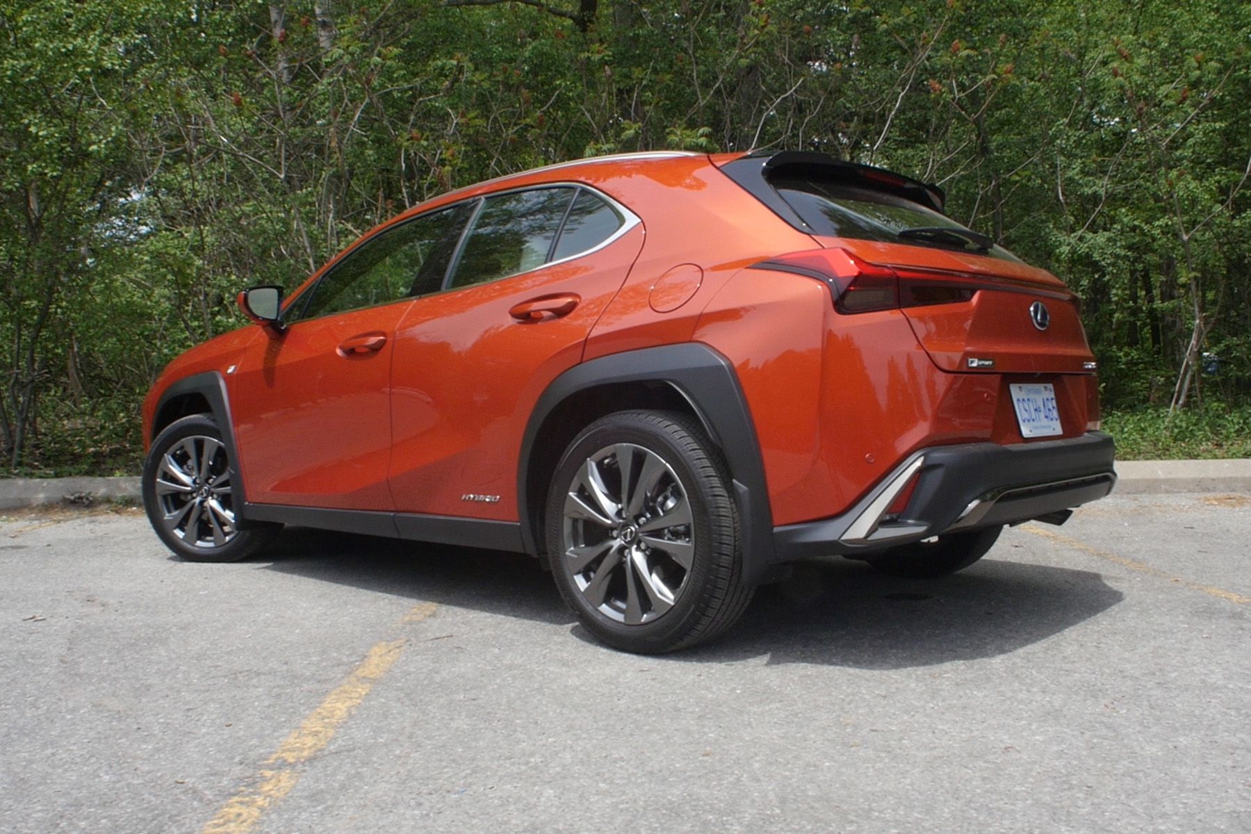 SUV Review: 2021 Lexus UX F Sport Hybrid 250h | Driving