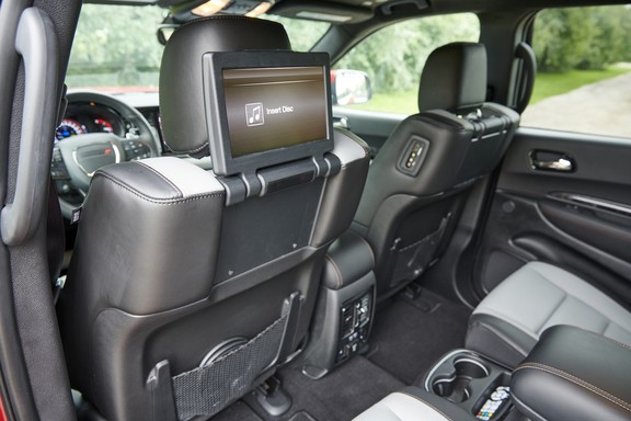 Tow Review: 2021 Dodge Durango R/T Tow ‘n Go | Driving