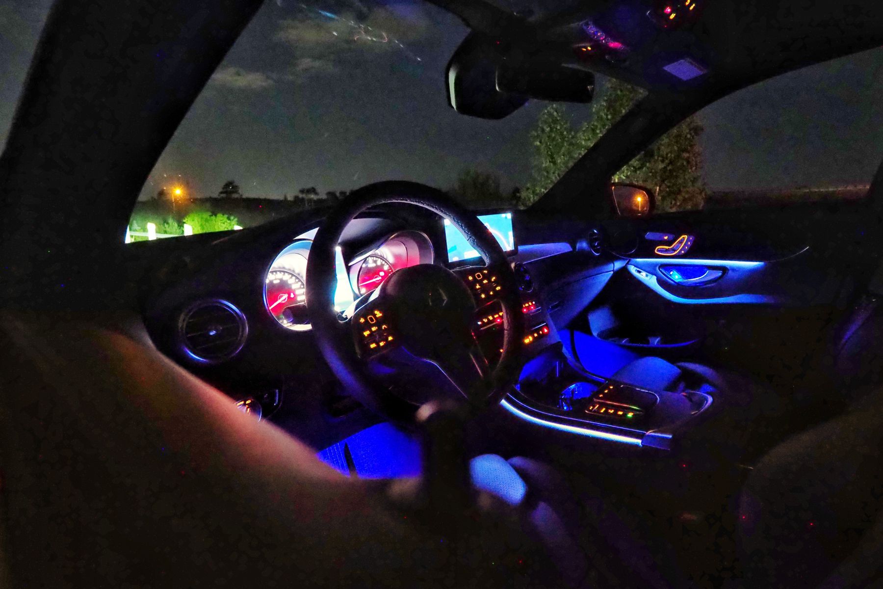 Driving After Dark: 2021 Mercedes-Benz GLC 300 SUV review | Driving