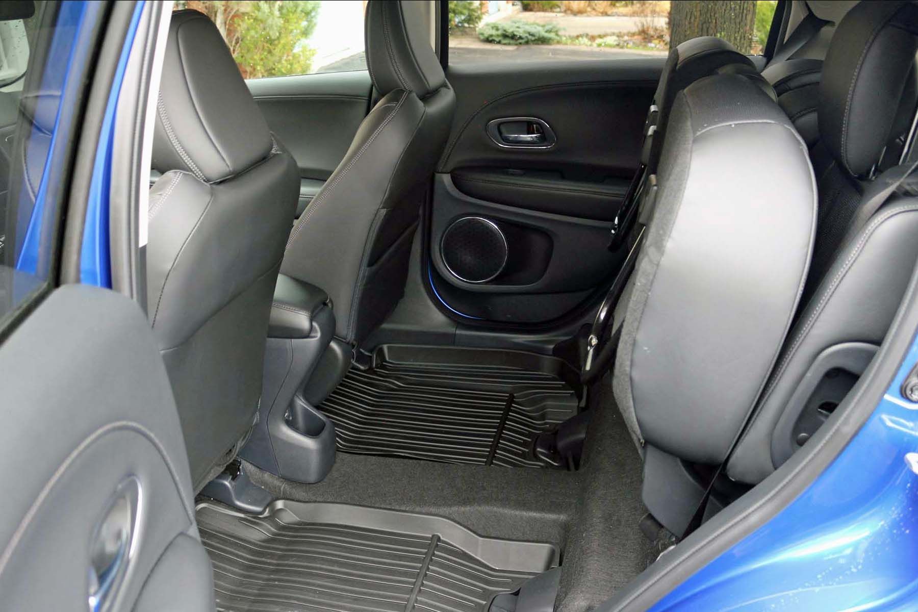 Top 6 subcompact crossover SUVs: Best in Class | Driving