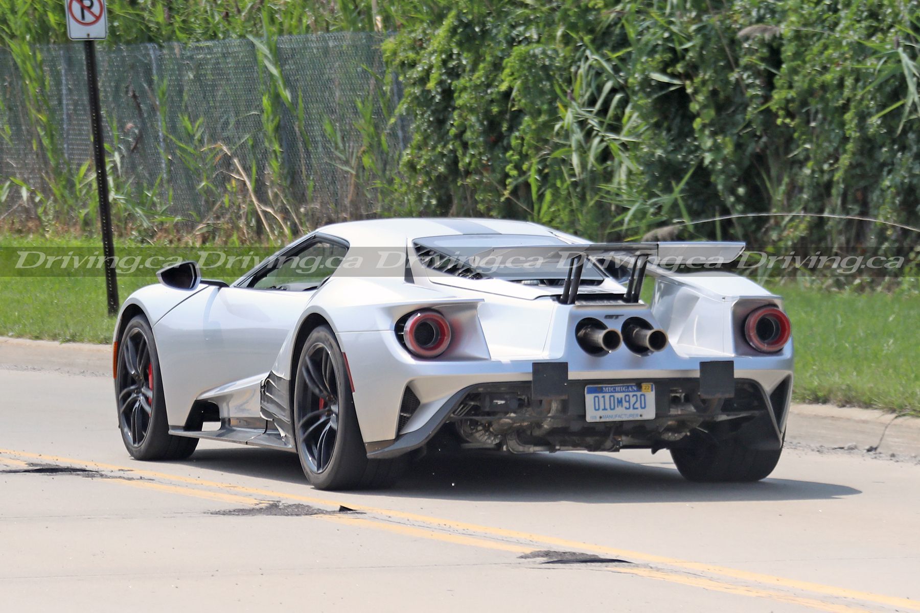 Spied! Is the Canadian-built Ford GT getting a new engine? | Driving
