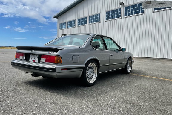 On the Road: 1989 BMW M6 | Driving