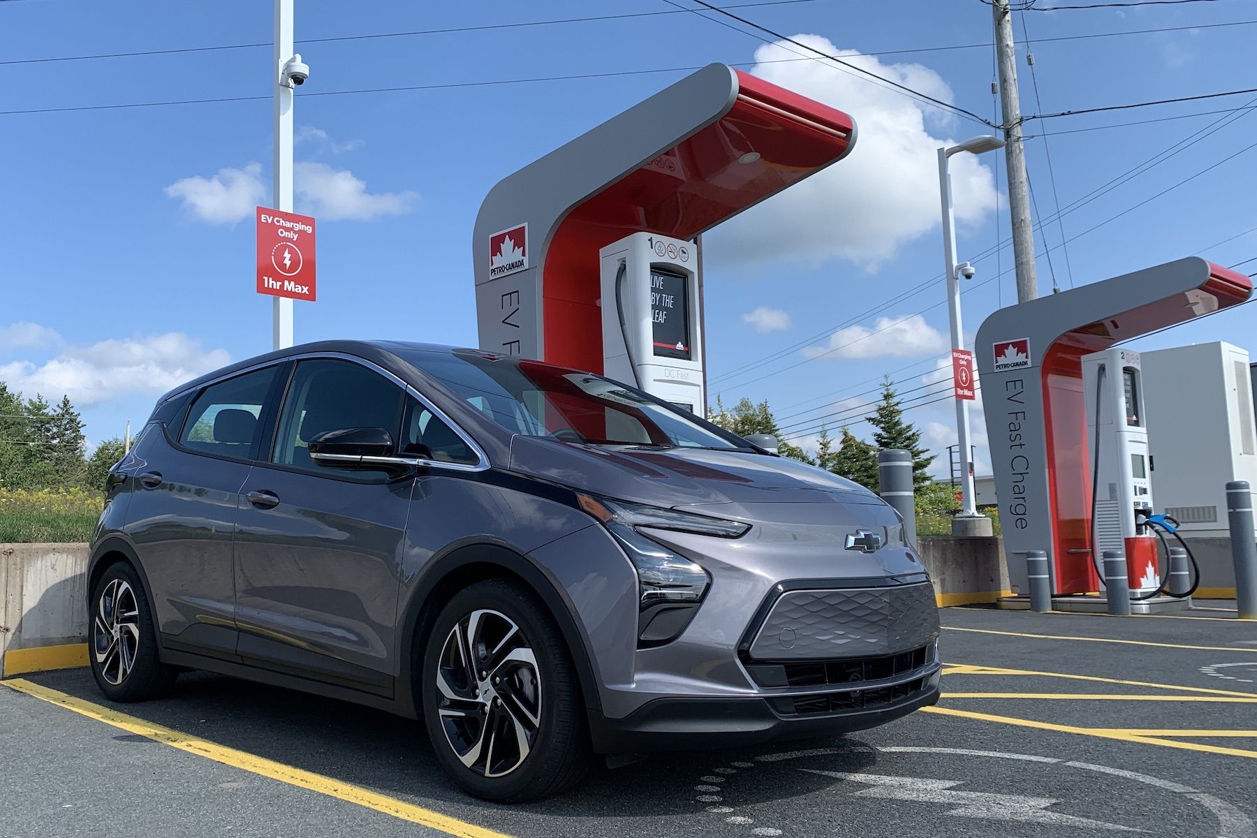 GM wants to answer your EV questions via a video-chat hotline | Driving