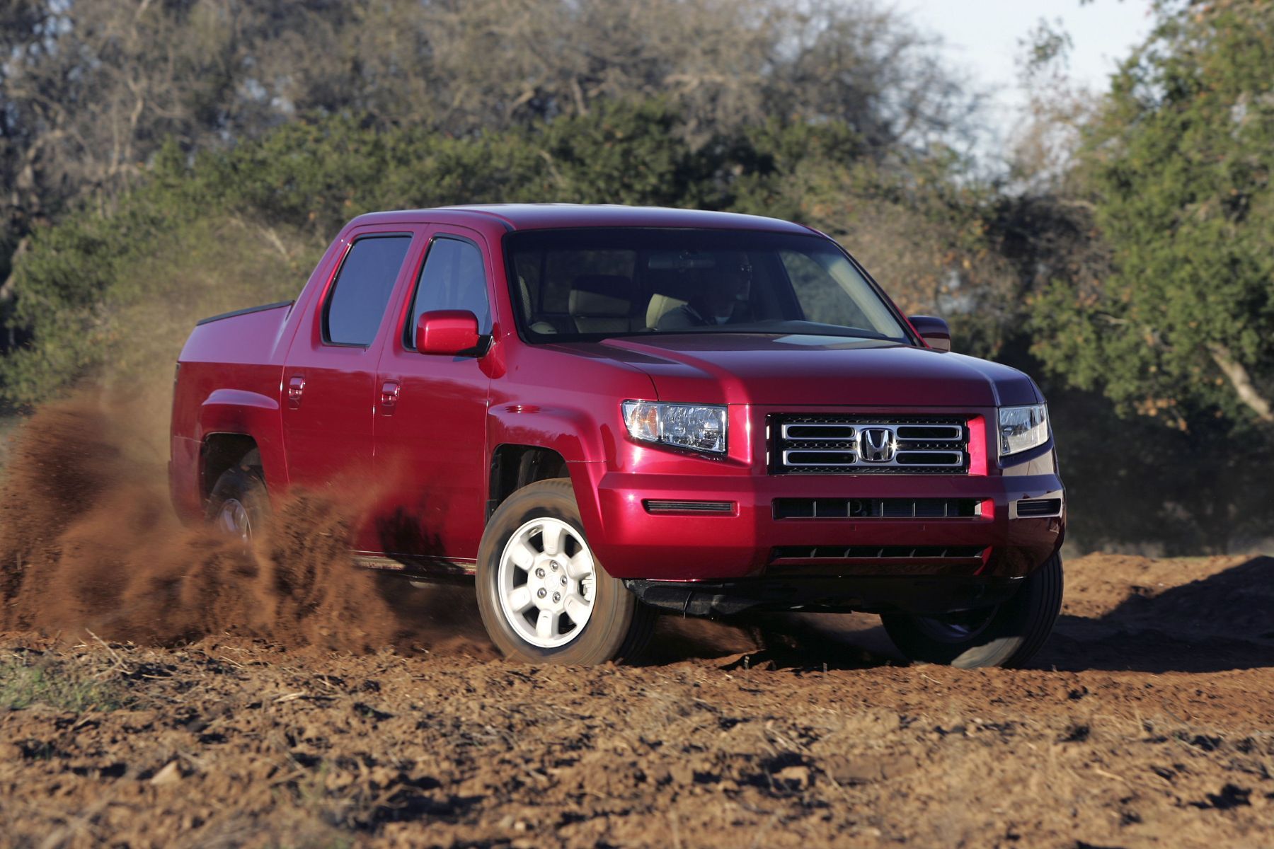 Used Guide: 2006-2014 Honda Ridgeline | Driving