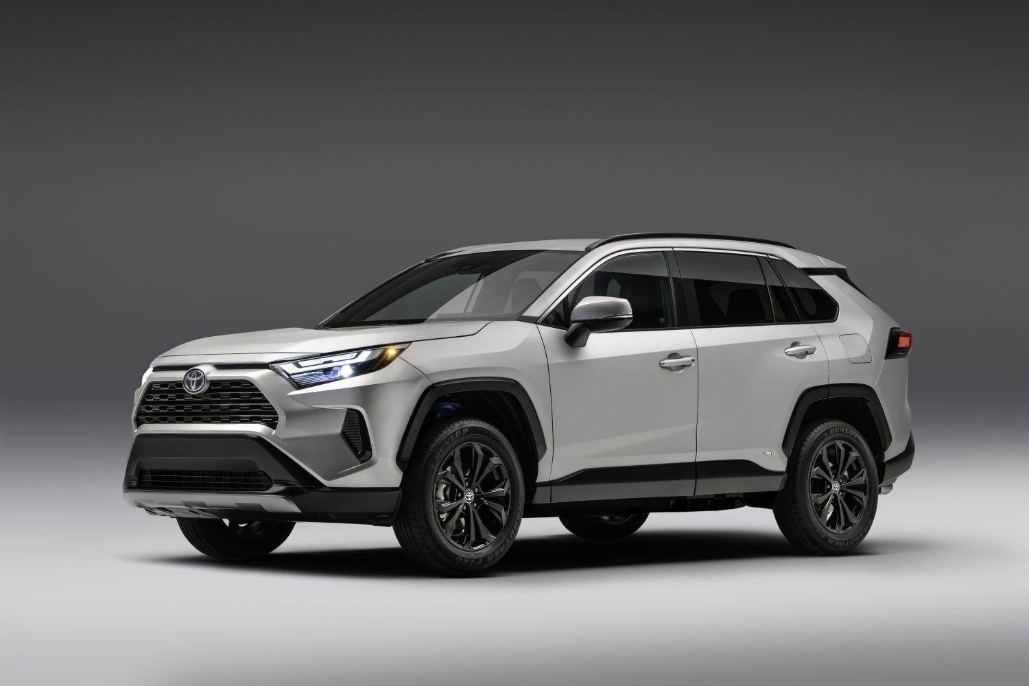 2022 Toyota RAV4 sees refresh; new, more affordable SE Hybrid Trim ...