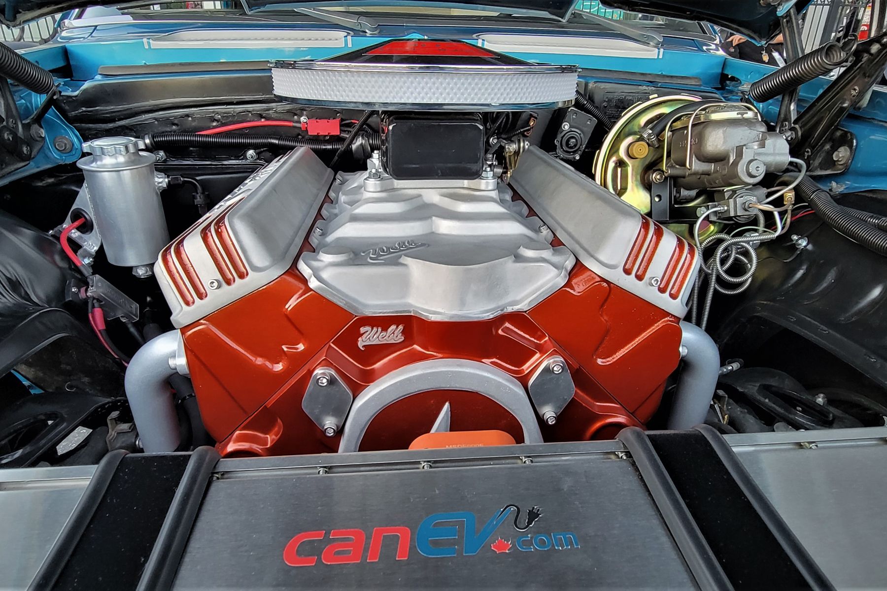 Canadian firm showcases EV conversions for gas-guzzling classic cars ...