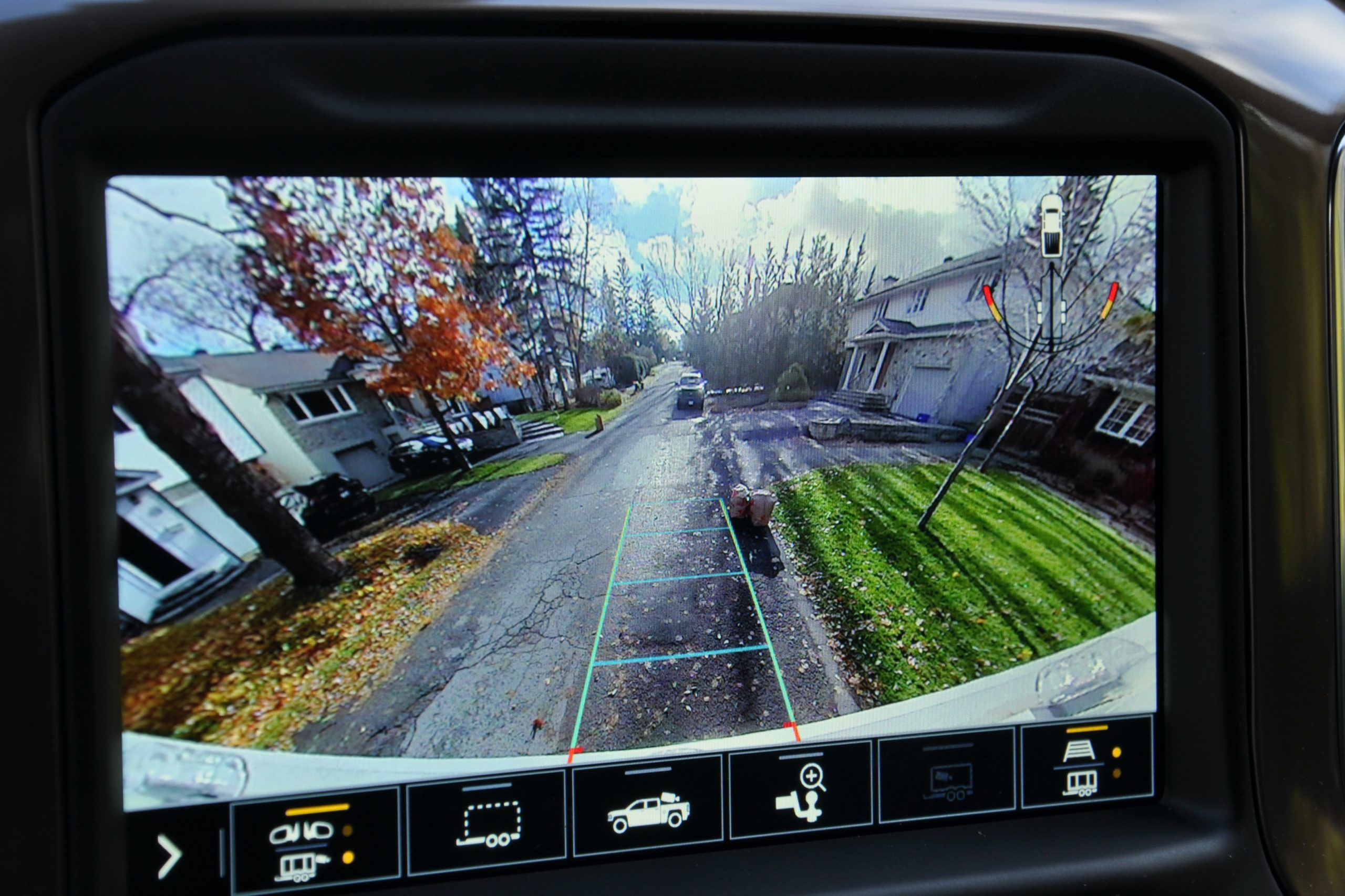 How GM's newest app uses cameras to make trailers disappear | Driving