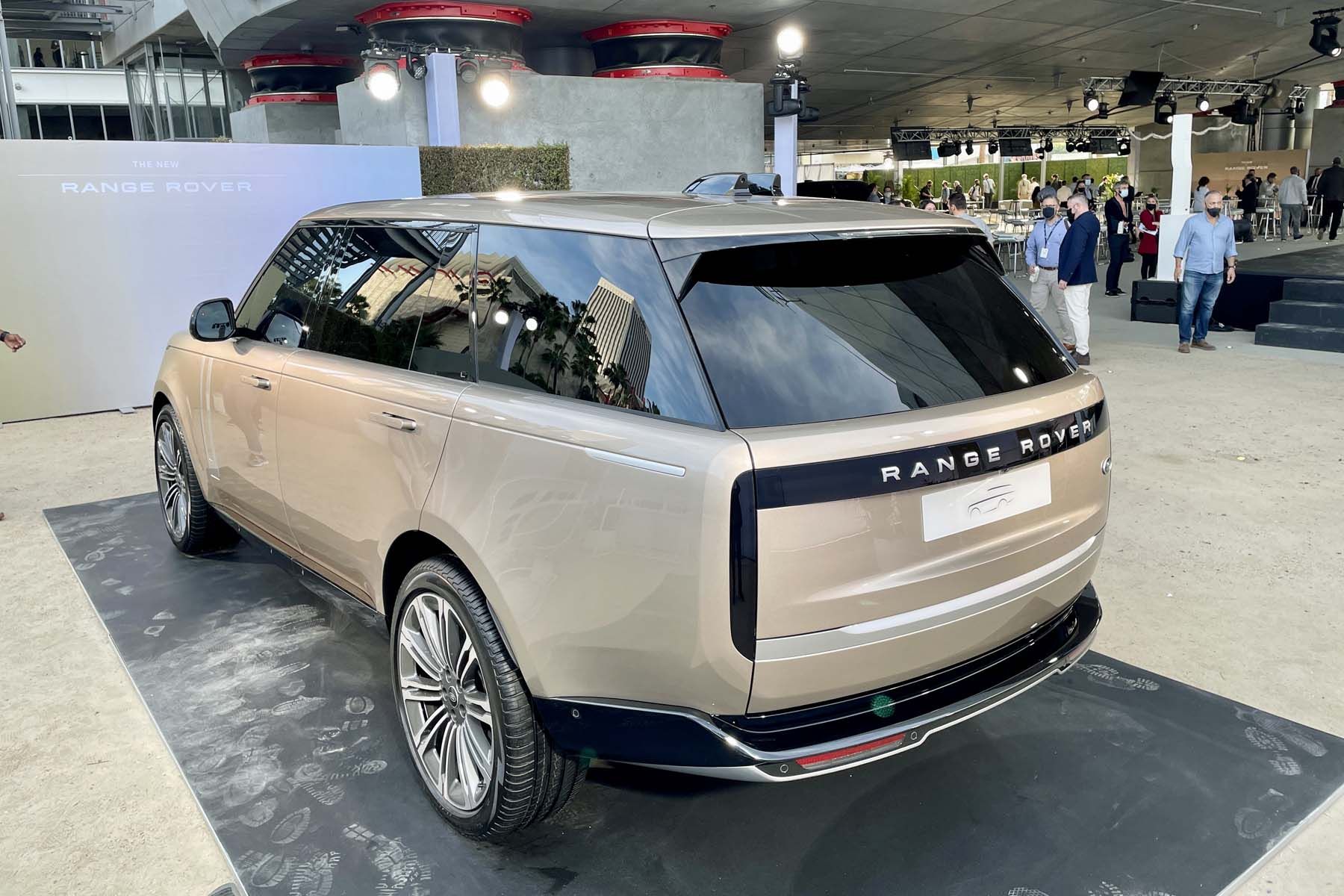 The 2022 Range Rover shatters the mold with bold styling | Driving