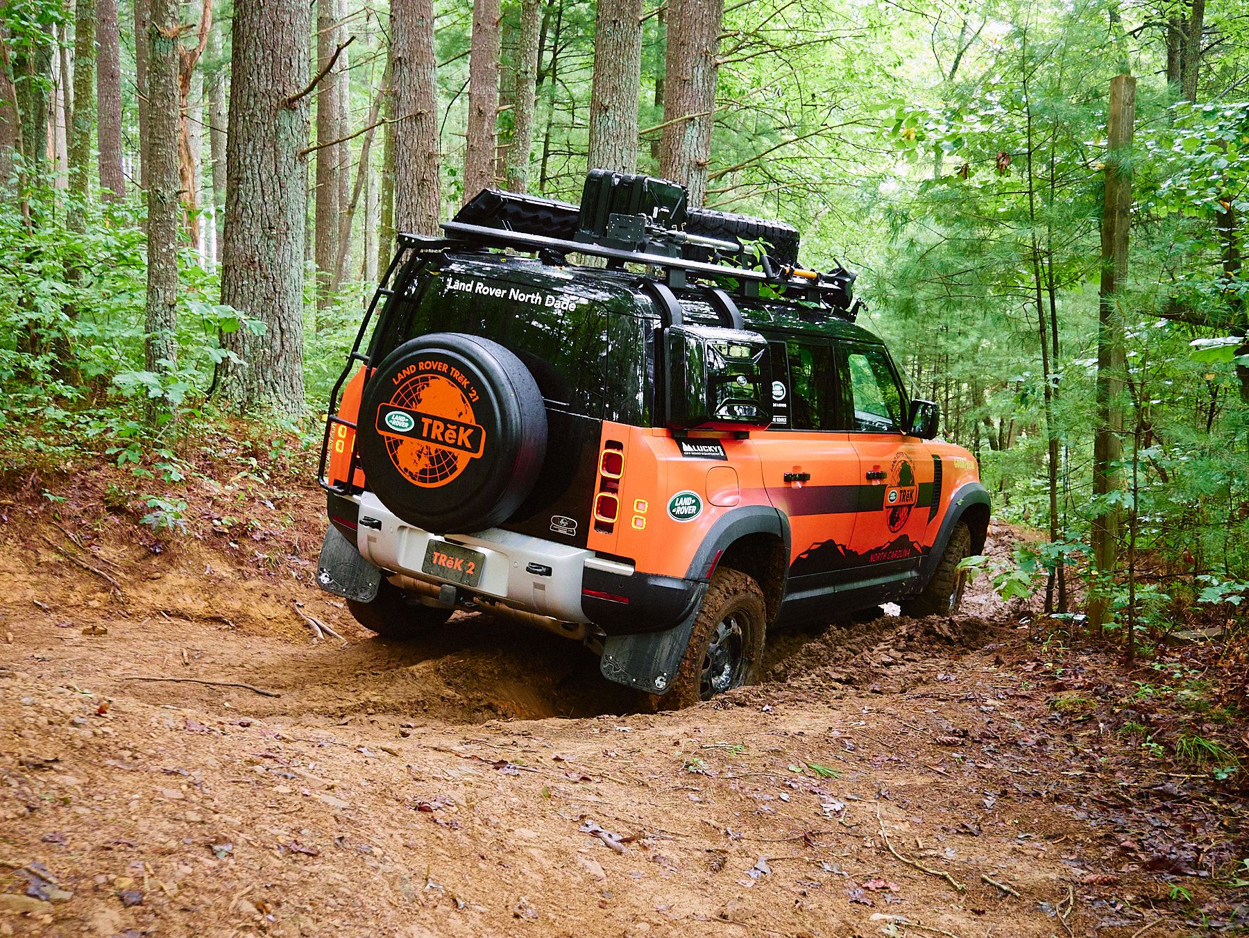 Twisting the Defender 110 through a Land Rover Trek | Driving