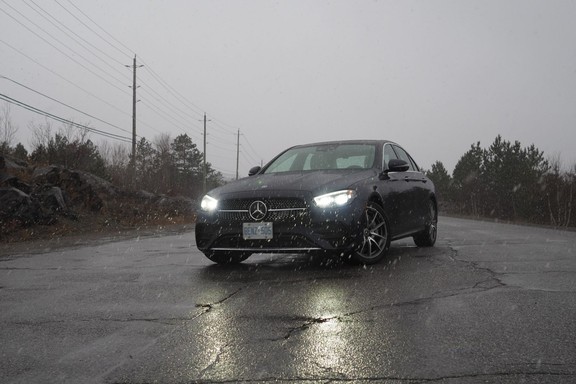 Deep Dive: Mercedes Active Multibeam LED headlamps | Driving