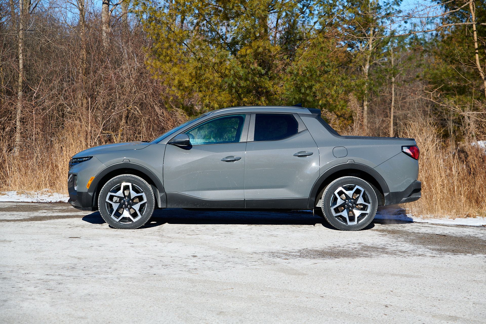 Deep Dive: Hyundai Santa Cruz AWD system explained | Driving