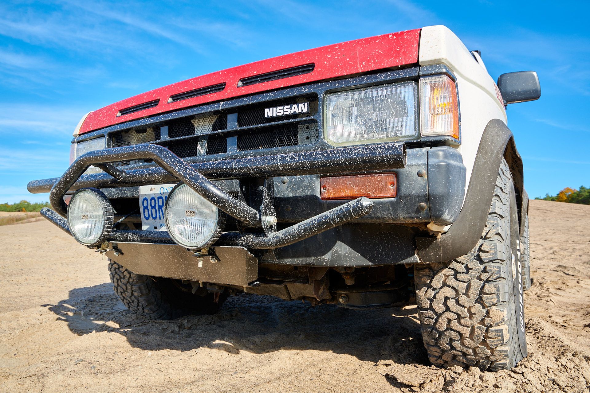 Tyco toy for a big boy: The Nissan Desert Runner | Driving