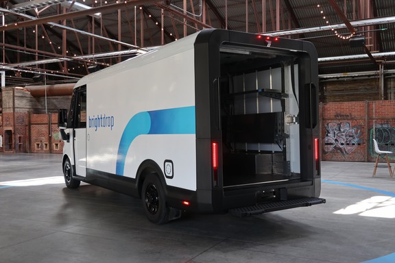 First Drive: 2022 BrightDrop Zevo 600 | Driving