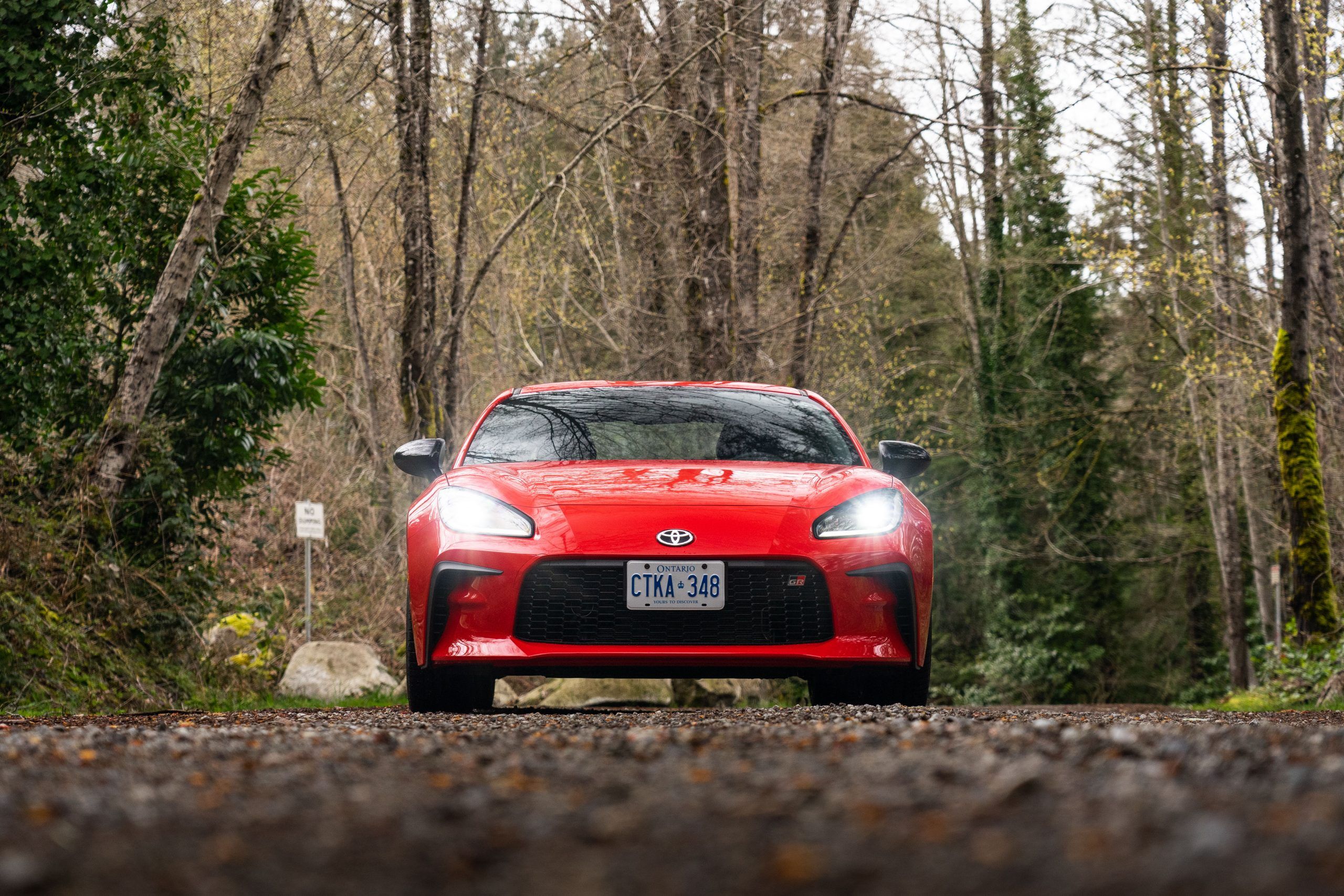 Battle of the four-cylinder Toyota sports cars: Supra vs GR86 | Driving