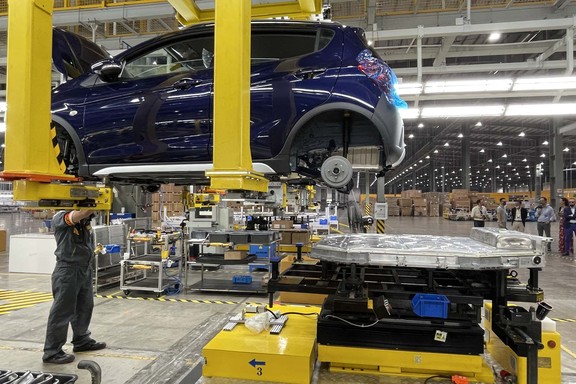 How VinFast turned a muddy field into a modern production complex | Driving