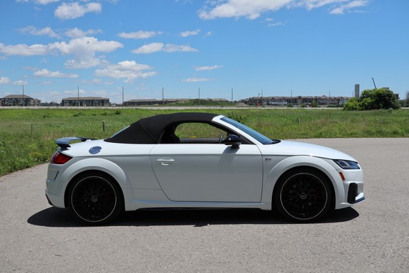 Convertible Review: 2022 Audi TT Roadster | Driving