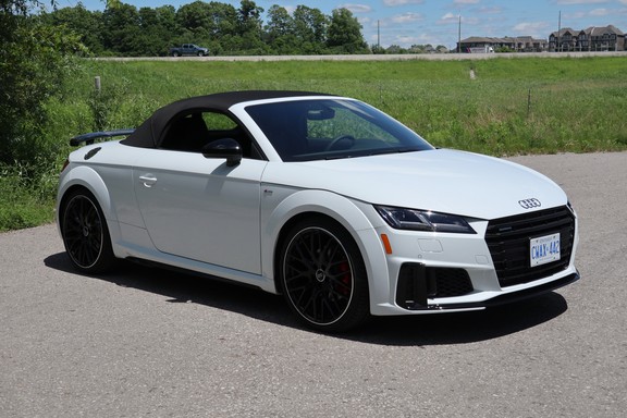 Convertible Review: 2022 Audi TT Roadster | Driving