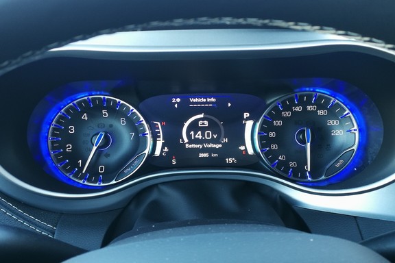 2022 Chrysler Pacifica Touring-L AWD Minivan Review | Driving