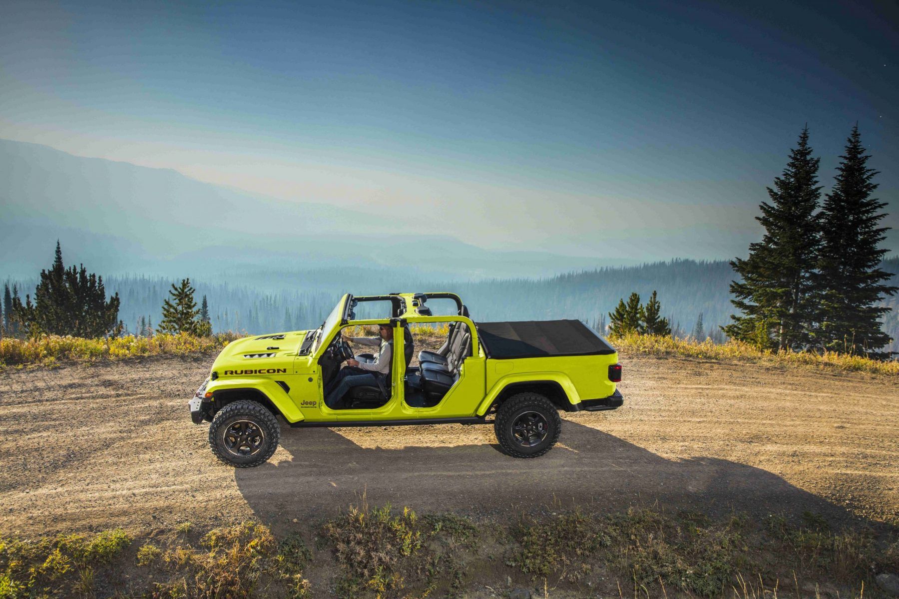 2023 Jeep Gladiator gets 'High Velocity' yellow paint | Driving