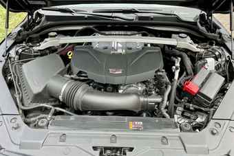 2022 Cadillac CT5-V Blackwing | Luxury Car Review | Driving