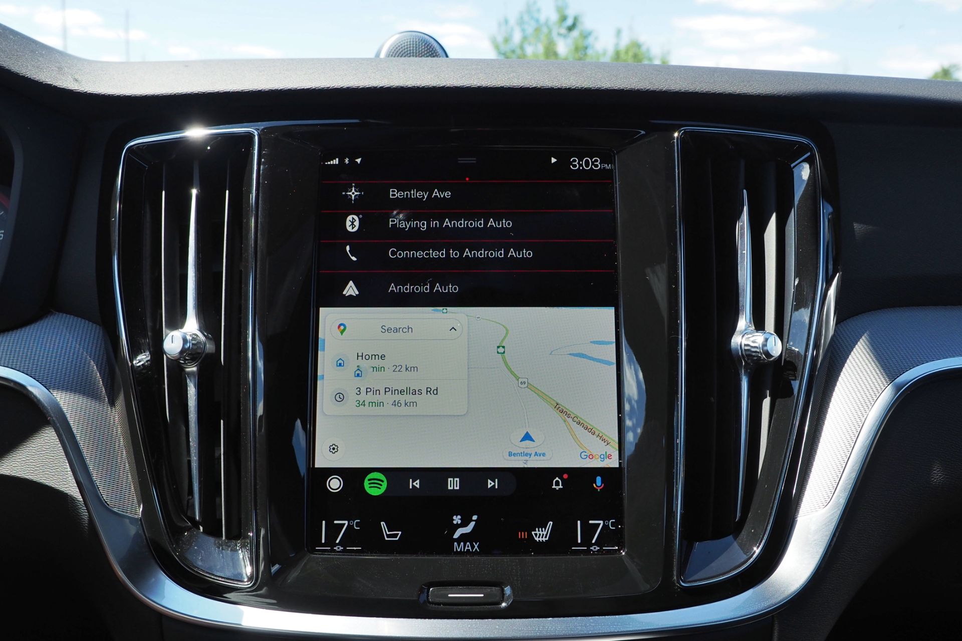 2022 Volvo S60 B5 R-Design Car Review | Driving