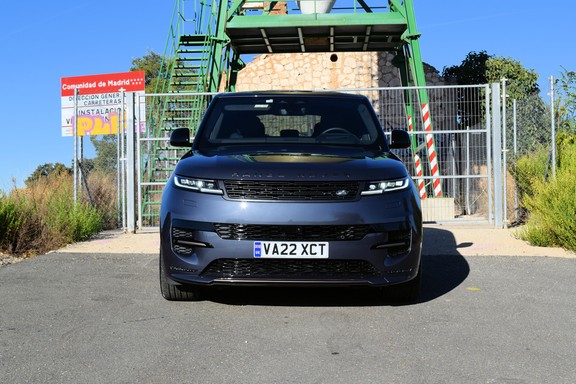 First Drive: 2023 Land Rover Range Rover Sport PHEV | Driving