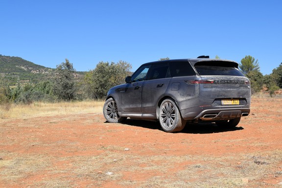 First Drive: 2023 Land Rover Range Rover Sport PHEV | Driving