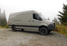 First Drive: 2023 Mercedes-Benz Sprinter | Driving