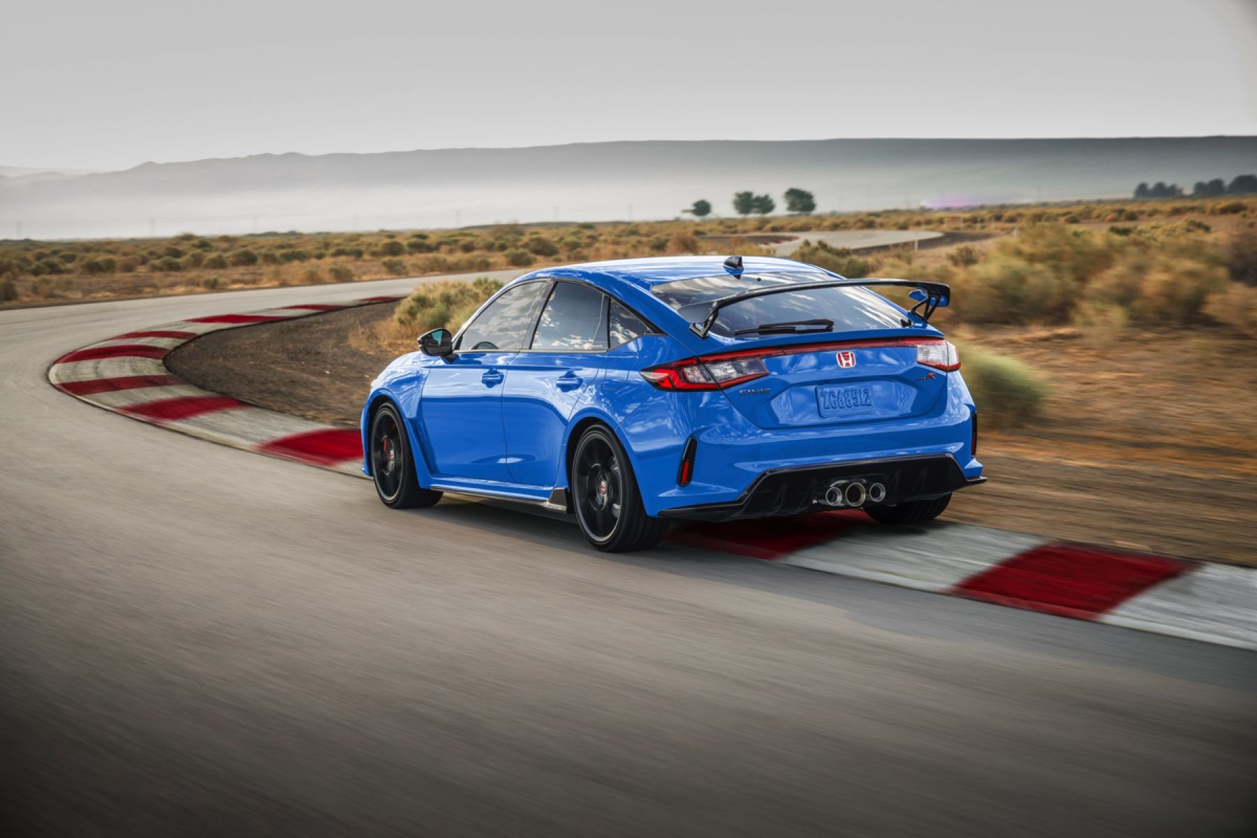 Et la nouvelle Honda Civic Type R 2023 coûtera… 50 050$ canadiens | Driving