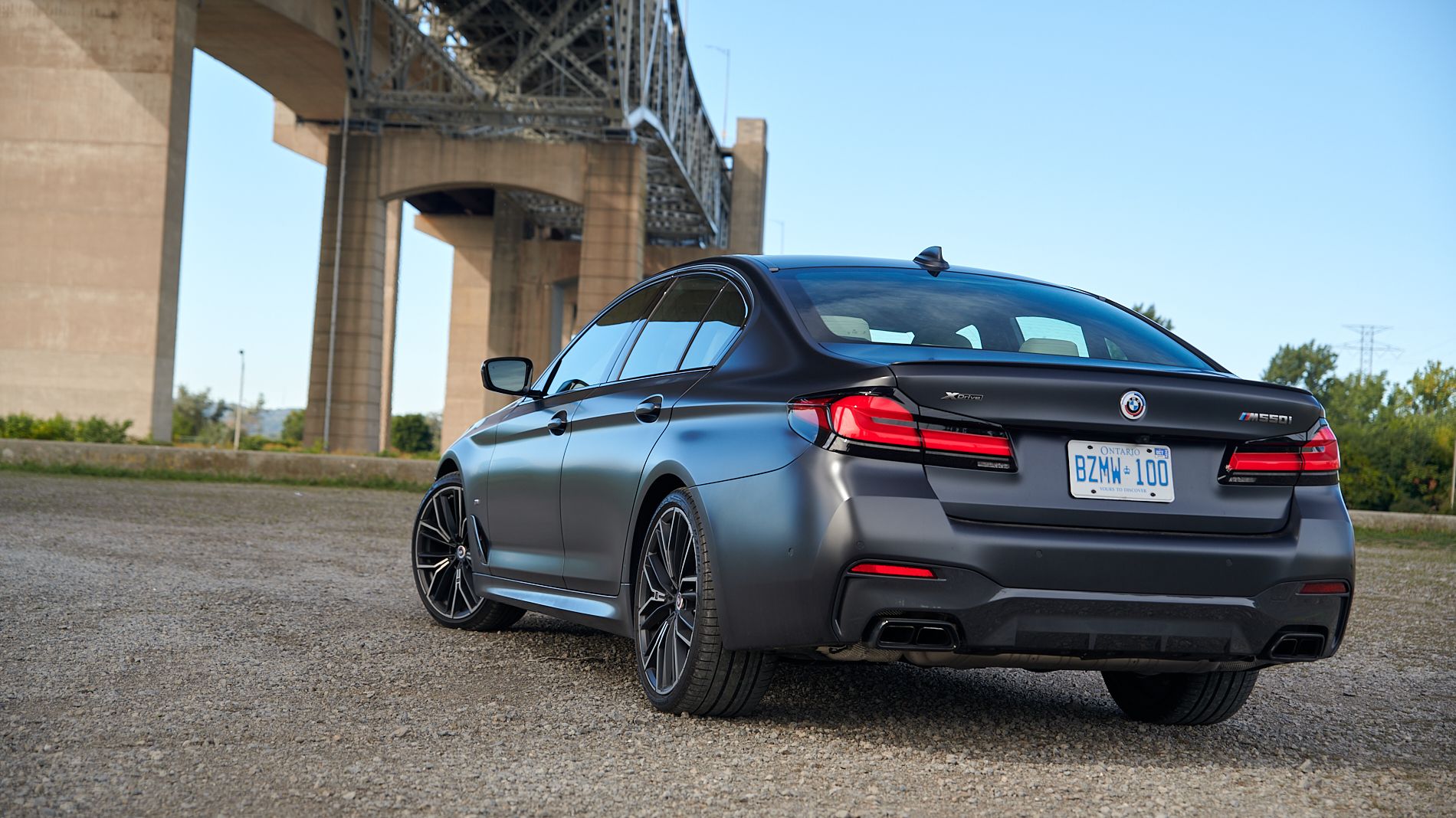 Do you really need an M5? 2022 BMW M550i xDrive Car Review | Driving