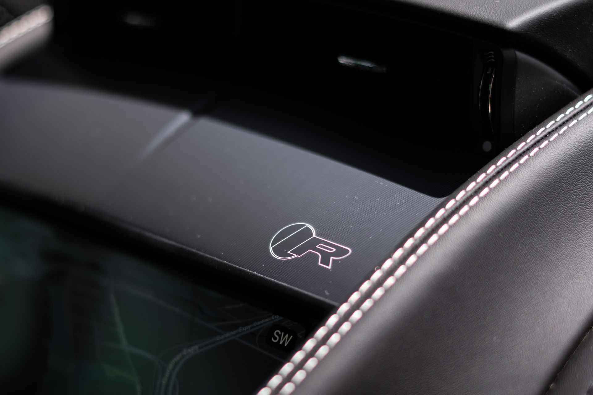 Jaguar F-Type R 575 Coupe review | Driving