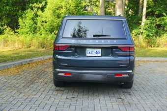 2023 Audi RS 5 Competition (Coupe and Sportback) First Drive | Driving