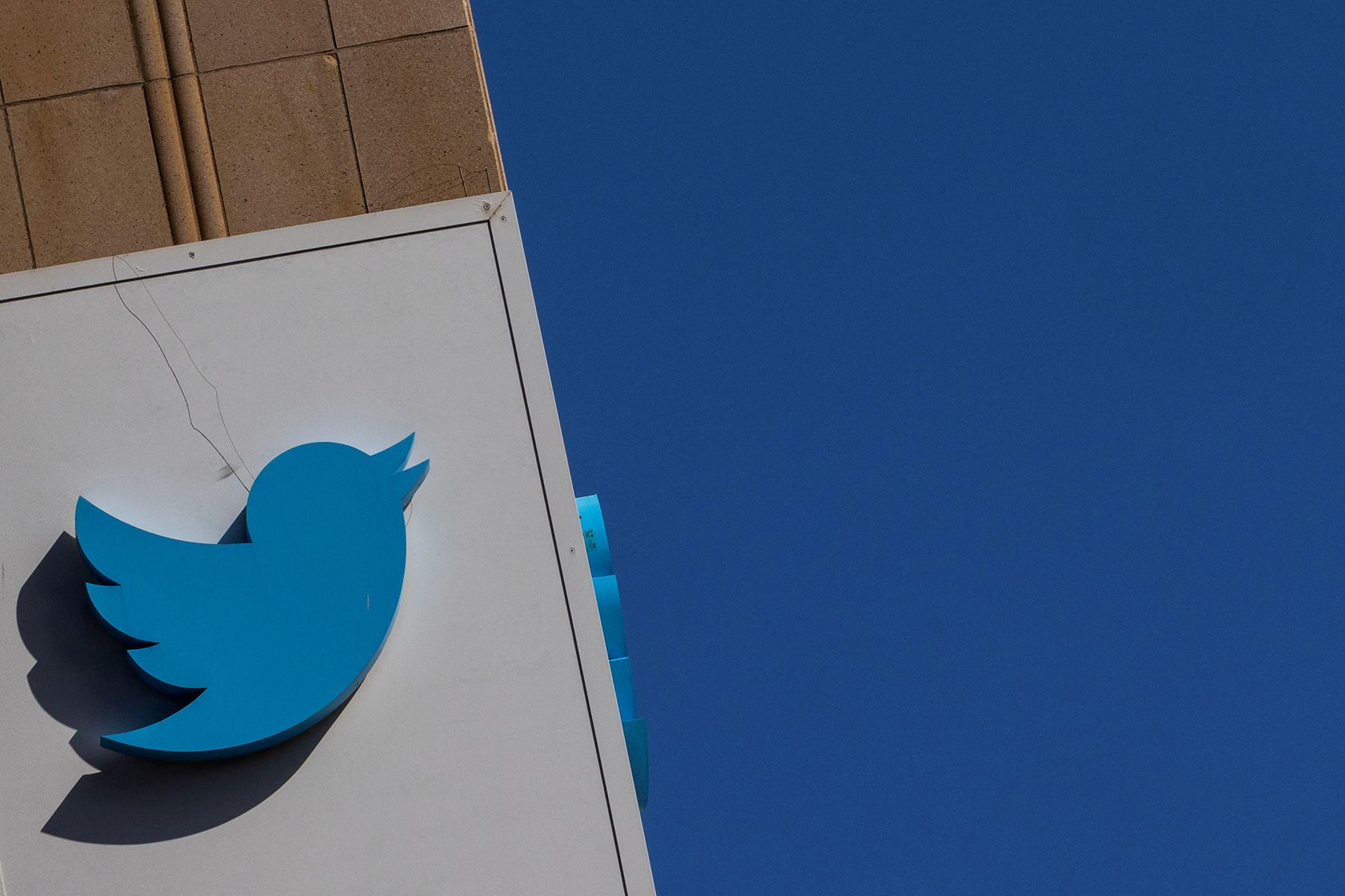 Volkswagen tells brands to pause paid advertising on Twitter | Driving